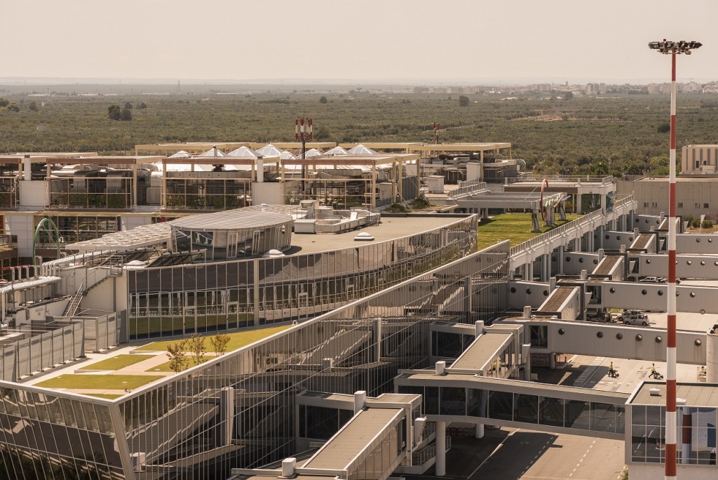 Aeroporto Bari: entro l'estate pronta la nuova Executive Lounge